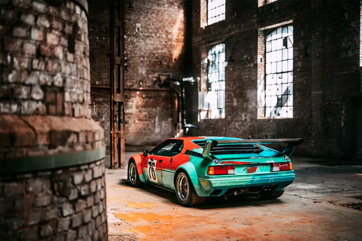 BMW M1 bəzədilmiş pop sənəti bir sənətçi Andy Warhol tərəfindən təəccüblü bir foto çəkilişinin 40 illik yubileyini qeyd edir 32212_4