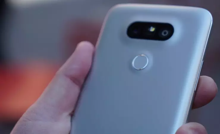 LG G5