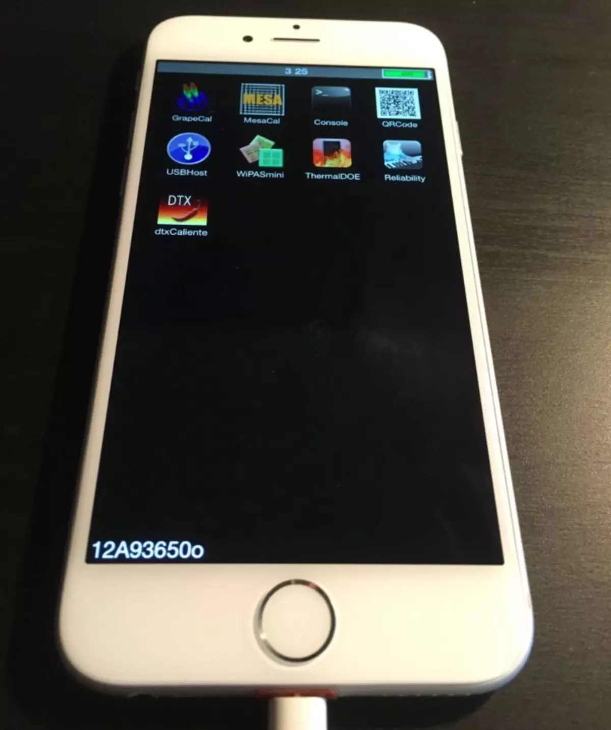 Su eBay mettere il prototipo iPhone 6 con il sistema operativo del centralino