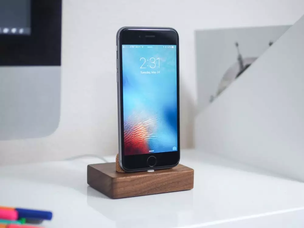 Wielt Docking Station fir iPhone 7 35474_11