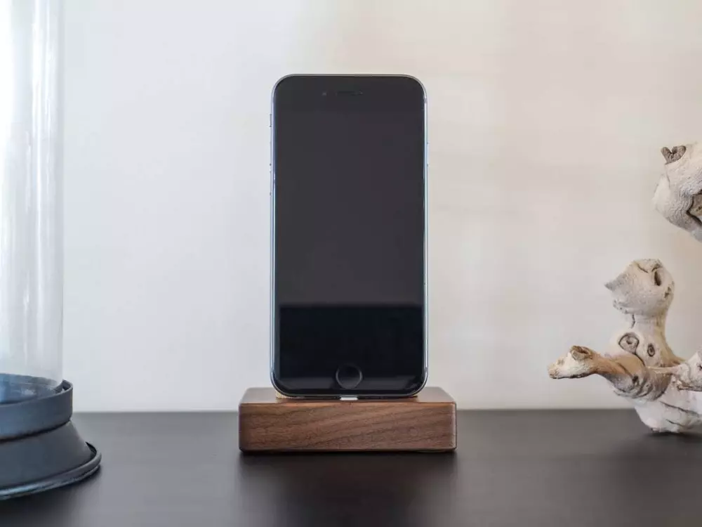 Wielt Docking Station fir iPhone 7 35474_12