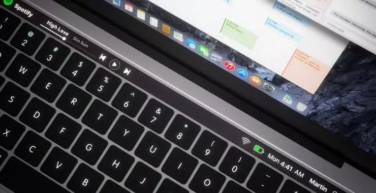 MacBook Pro 2016 wäert d'Ufuerderunge vun der Okluse Rift treffen