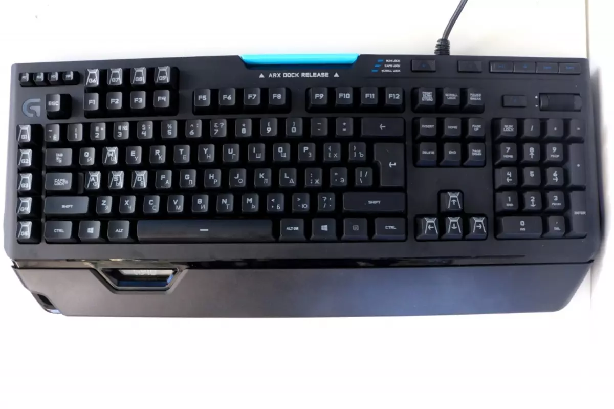 Logitech G910.