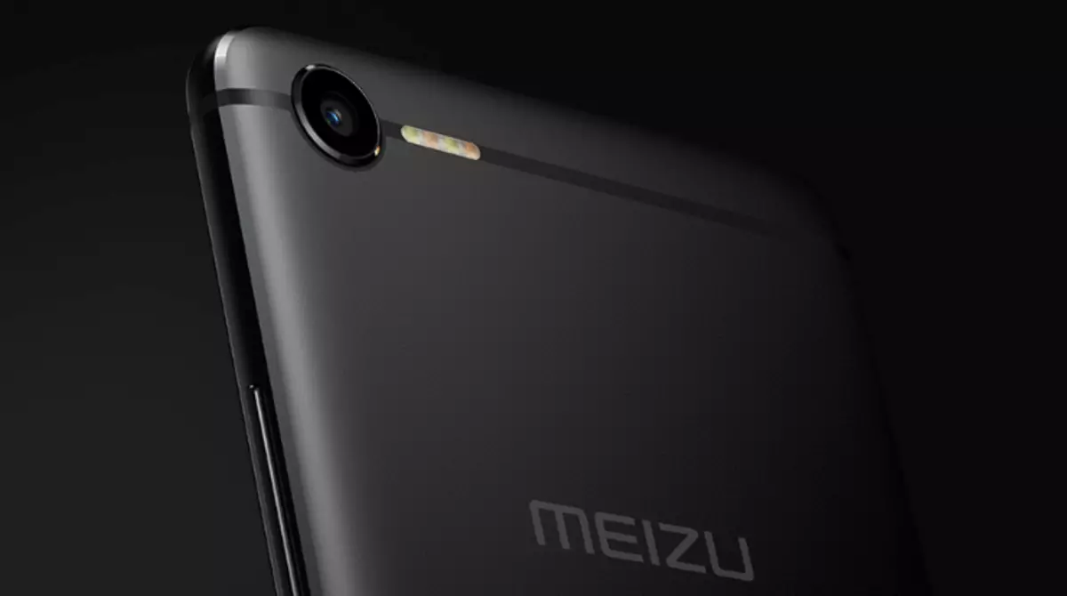 Chipa MEIZU E2 smartphone iri pamutemo kukurukurwa.