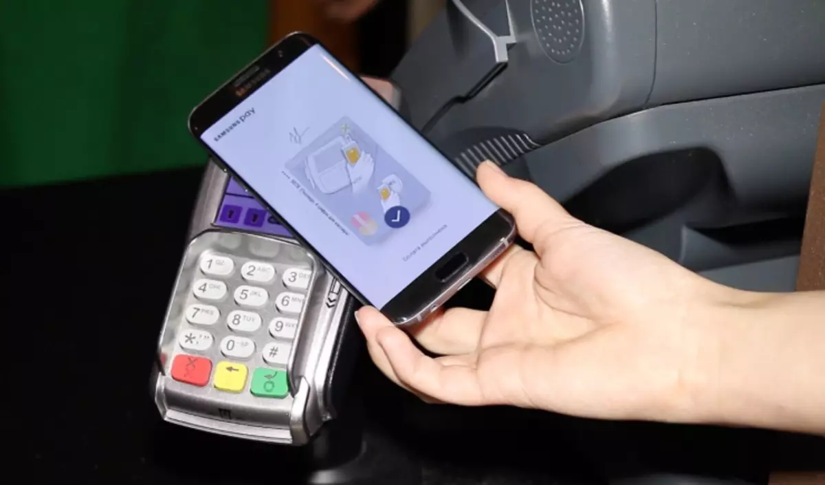 Samsung Pay додаде поддршка за картички за отворање на Visa Bank 3617_1