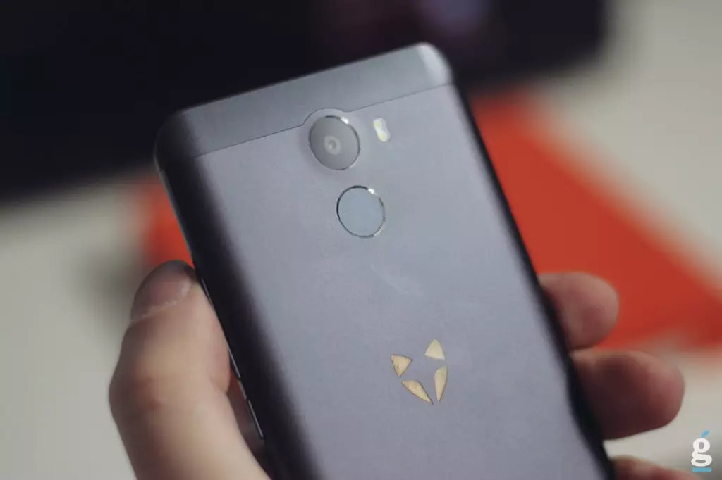 Wileyfox Swift 2 x Сереп