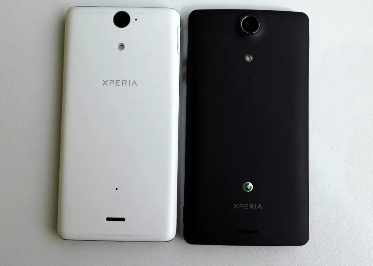 Xperia V und Xperia TX