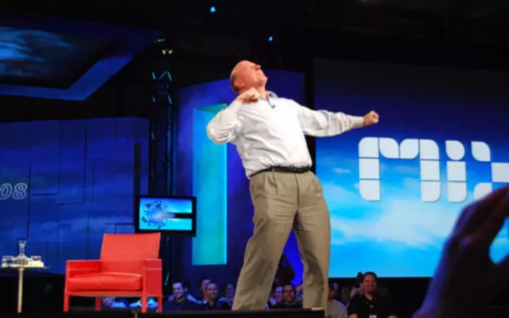 Steve Balmer waa shaqsi weyn oo shirkad guuleysata