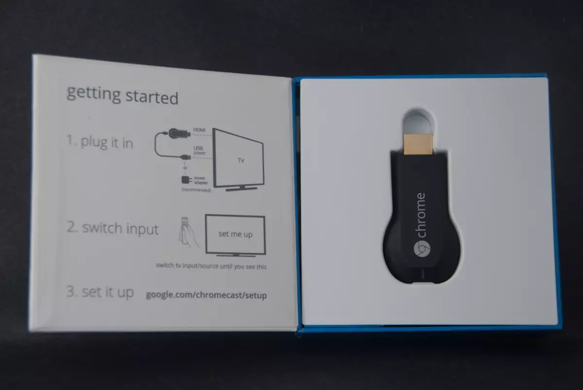 谷歌Chromecast。