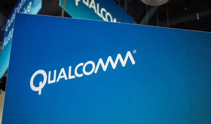 Qualcomm-ek salmenten iPhone debekatzea eskatzen du