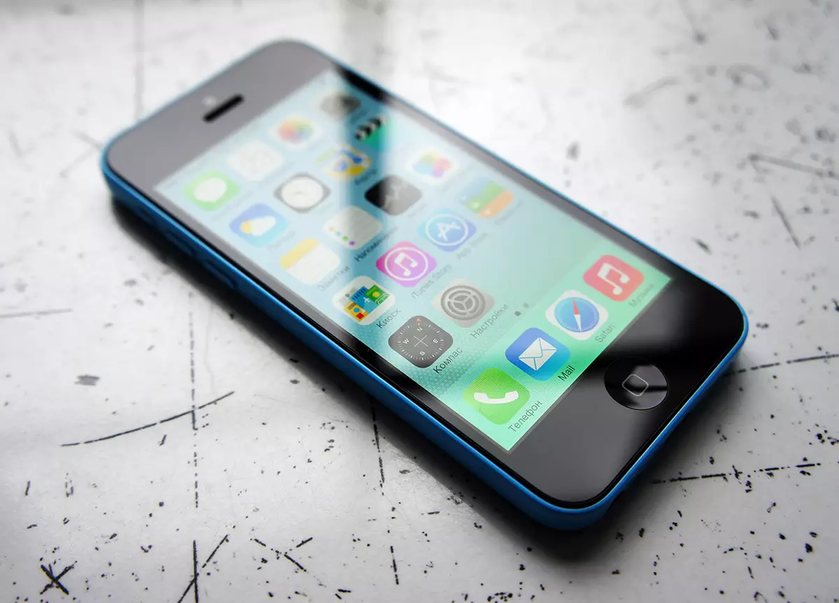 IPhone 5 ° Blue Преглед