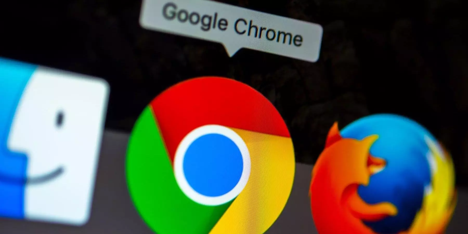 "Google" ištrino "Avast" ir "AVG" antivirusus "Chrome" plėtinius. Jie surinko pagal užsakymą