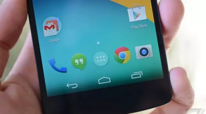 Google fara sayar da Nexus 5 tare da Kitkat