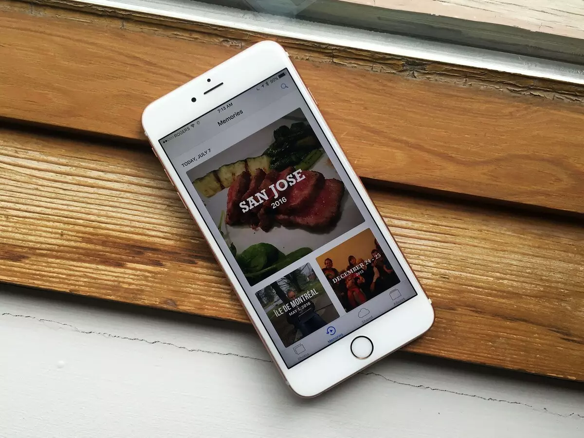 How to create memories in iOS based on specific photos