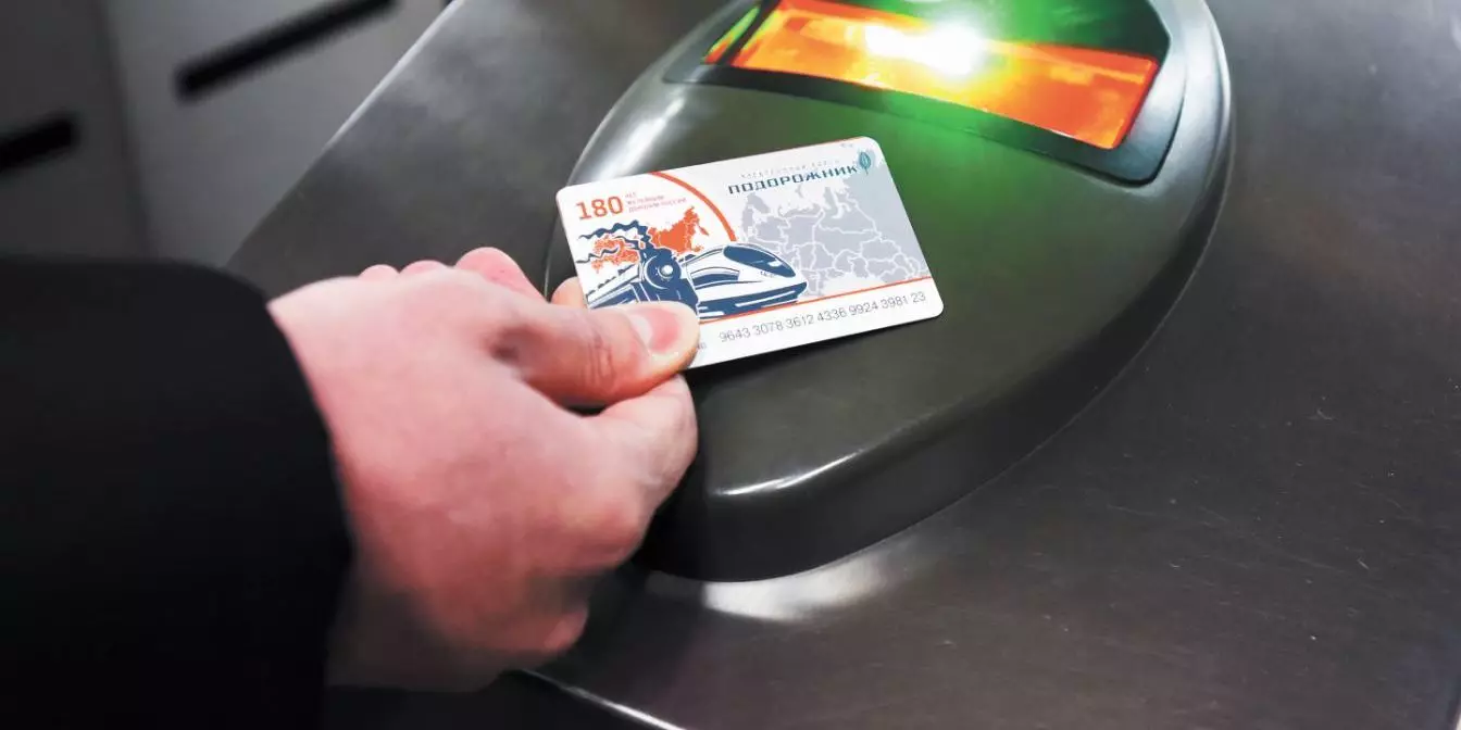 I Ryssland, fyll på påfyllning av transportkort i kontanter
