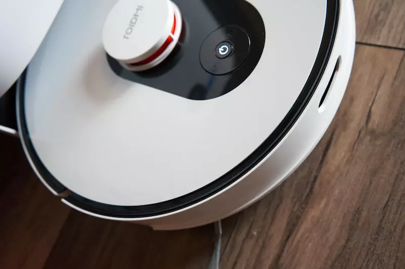 Robot-vacuum cleaner robot robot ROIDMI EVE Plus with self-cleaning function: how to forget about house cleaning 4_11