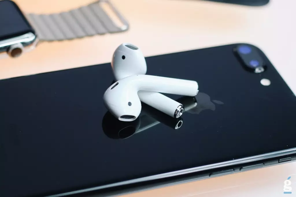 Apple Airpods Overview