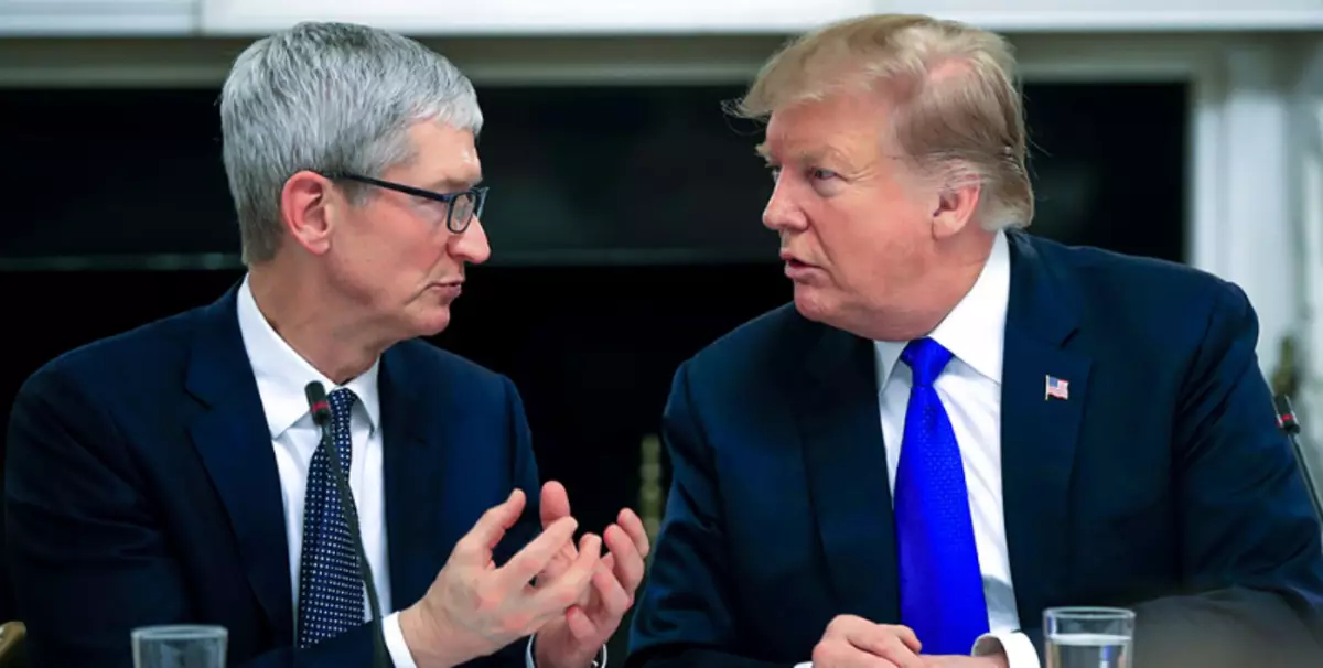 Tim Cook convinced Trump to revise the issue of import duties from China. Because of them will rise in price iPhone