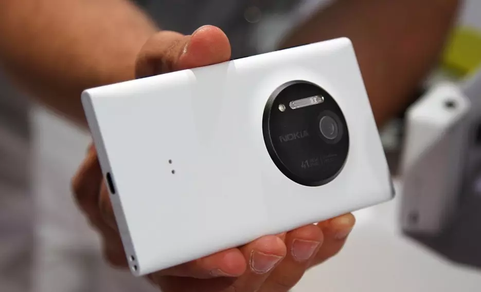 Lumia 1020.