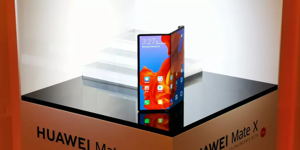 I-Huawei Mate X.
