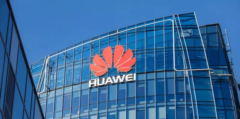 Head Huawei: uzņēmums uz dzīves un nāves