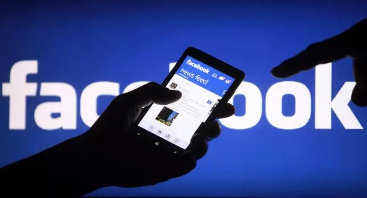 Facebook utvecklar service för smart TV