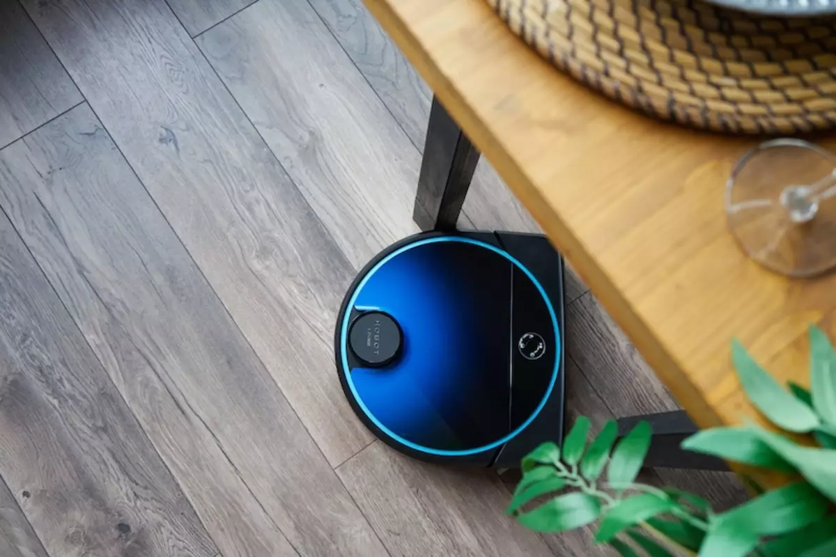 Hobot Legee Vacuum Cleaner Robot Review: Floor Winker With Multiple Work Modes