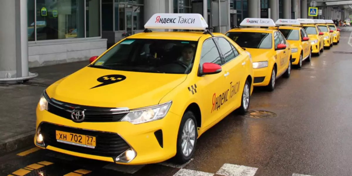 នៅក្នុង Yandex.Taxi អត្រាអ្នកដំណើរបានលេចឡើង 6383_1