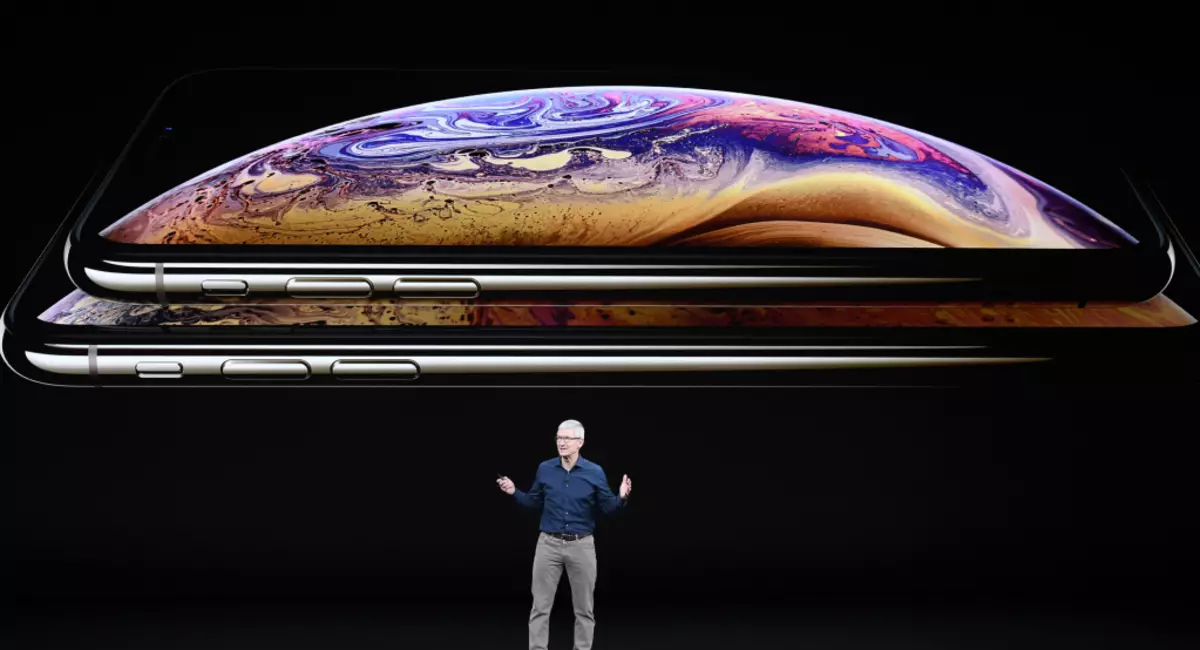 Bloomberg: el nuevo iPhone recibirá una ID de cara con un gran ángulo de visión 641_1