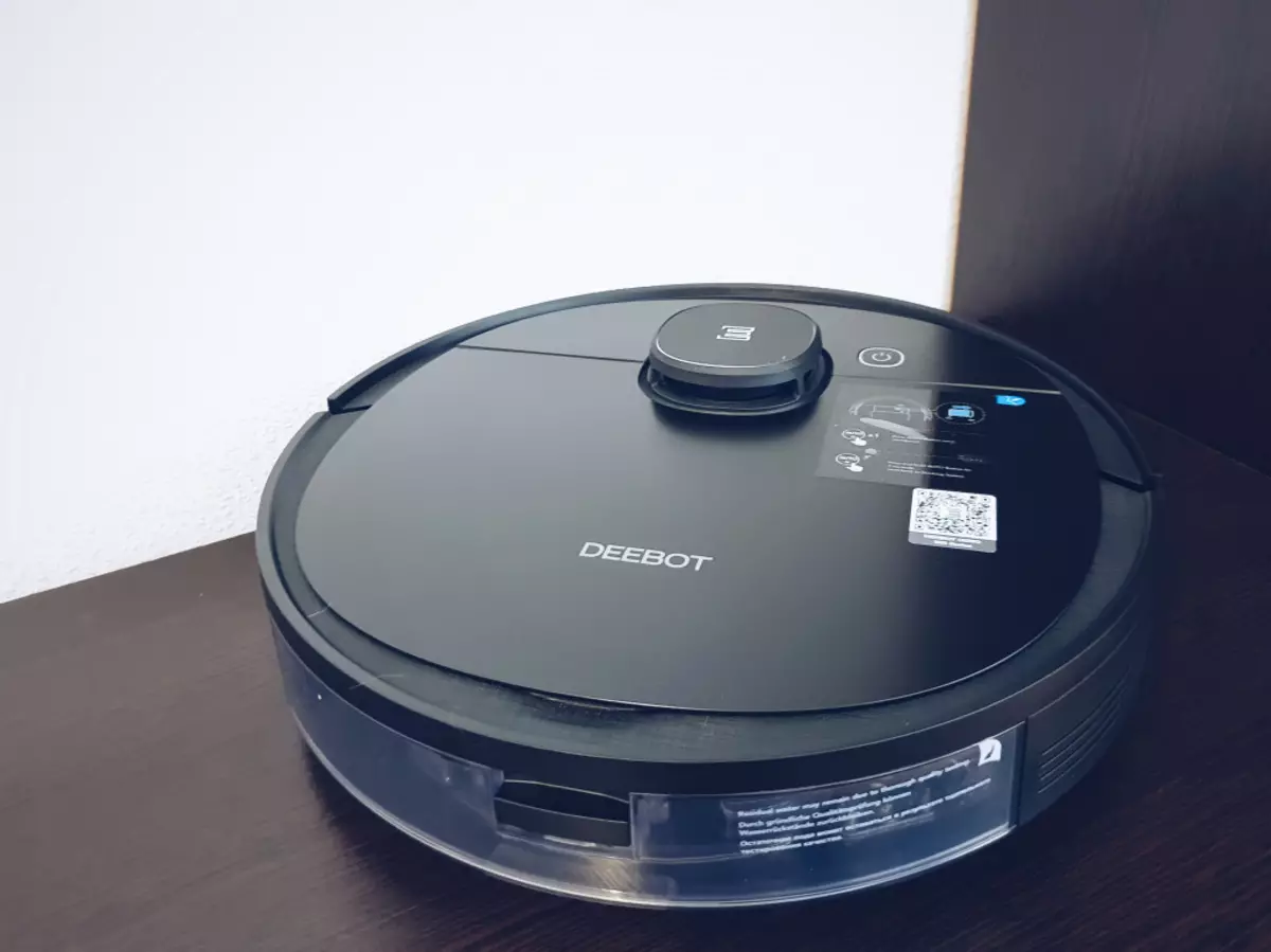 Ecovacs Deebot OZMO 950