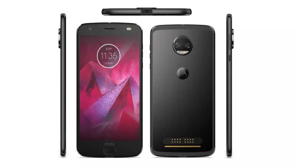 Moto Z2 Force.