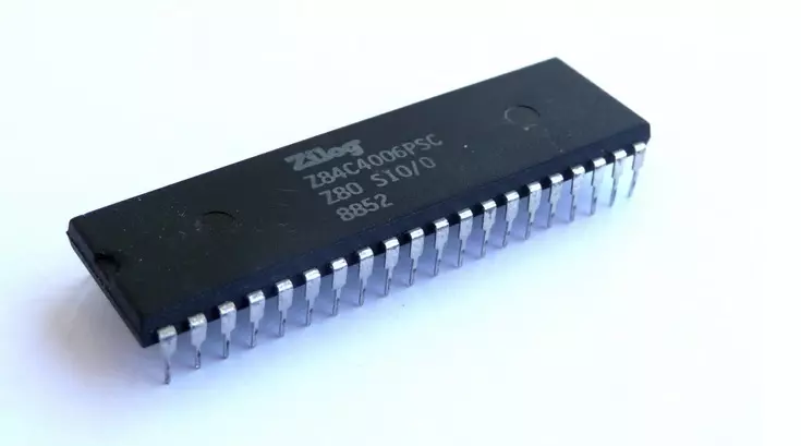 Zilog Z80 Sio - Z84C4006PSC 03.jpg