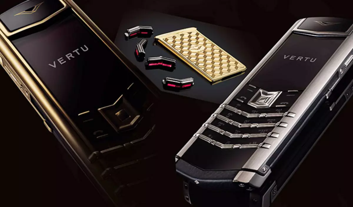 Vertu τοποθετείται σε smartphones και αναμνηστικά δημοπρασίας 7487_1