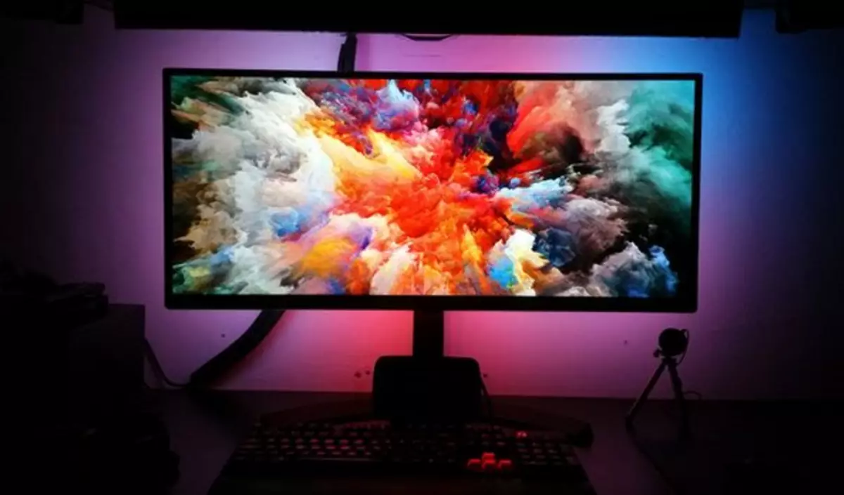 How to make a background backlight for a TV or monitor 7508_1