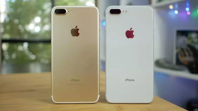 Stop an fón cliste úll is leadránach ag díol. Cad a bhí cearr leis an iPhone 8 móide? 8148_3