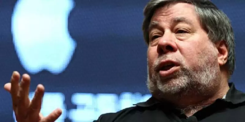 USteve Wozniak wafisa ukubola kwe-Apple