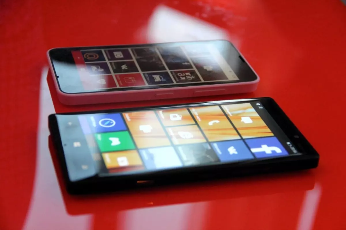 Prezentācija Lumia 630 un 930