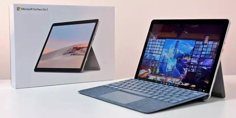 Surface GO 2.