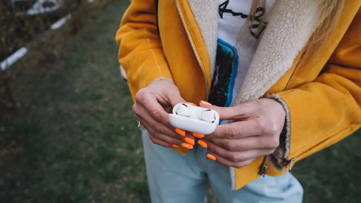 ניסיון באמצעות Airpods Pro