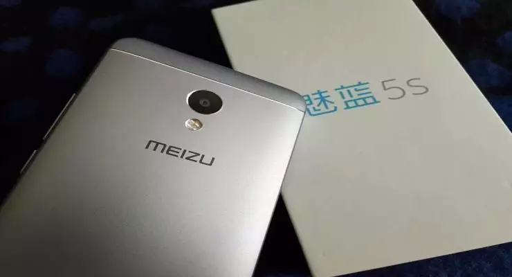 నెట్వర్క్ Meizu M5S యొక్క ప్రత్యక్ష ఫోటోలను కలిగి ఉంది